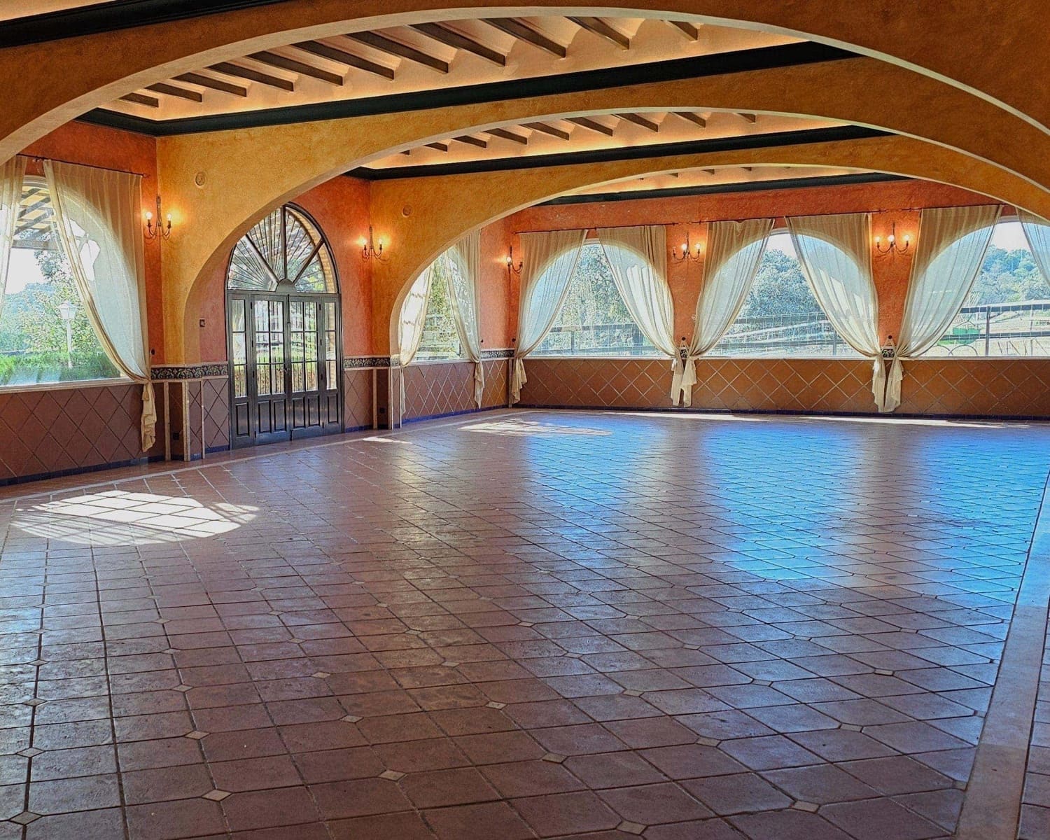 21 bedroom Finca/Country House for sale in Morón de la Frontera with ...