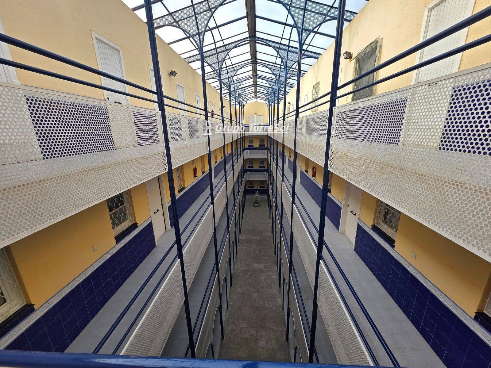 4 bedroom Flat for sale in Torredembarra with pool garage - € 205,000 ...