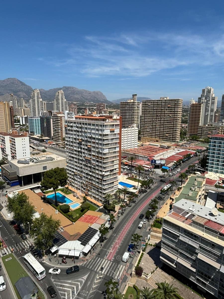 Studio for sale in Rincón de Loix, Benidorm with pool - € 235,000 (Ref ...