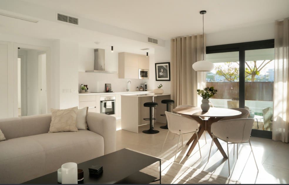 2 bedroom Apartment for sale in Estepona with pool garage - € 439,000 ...
