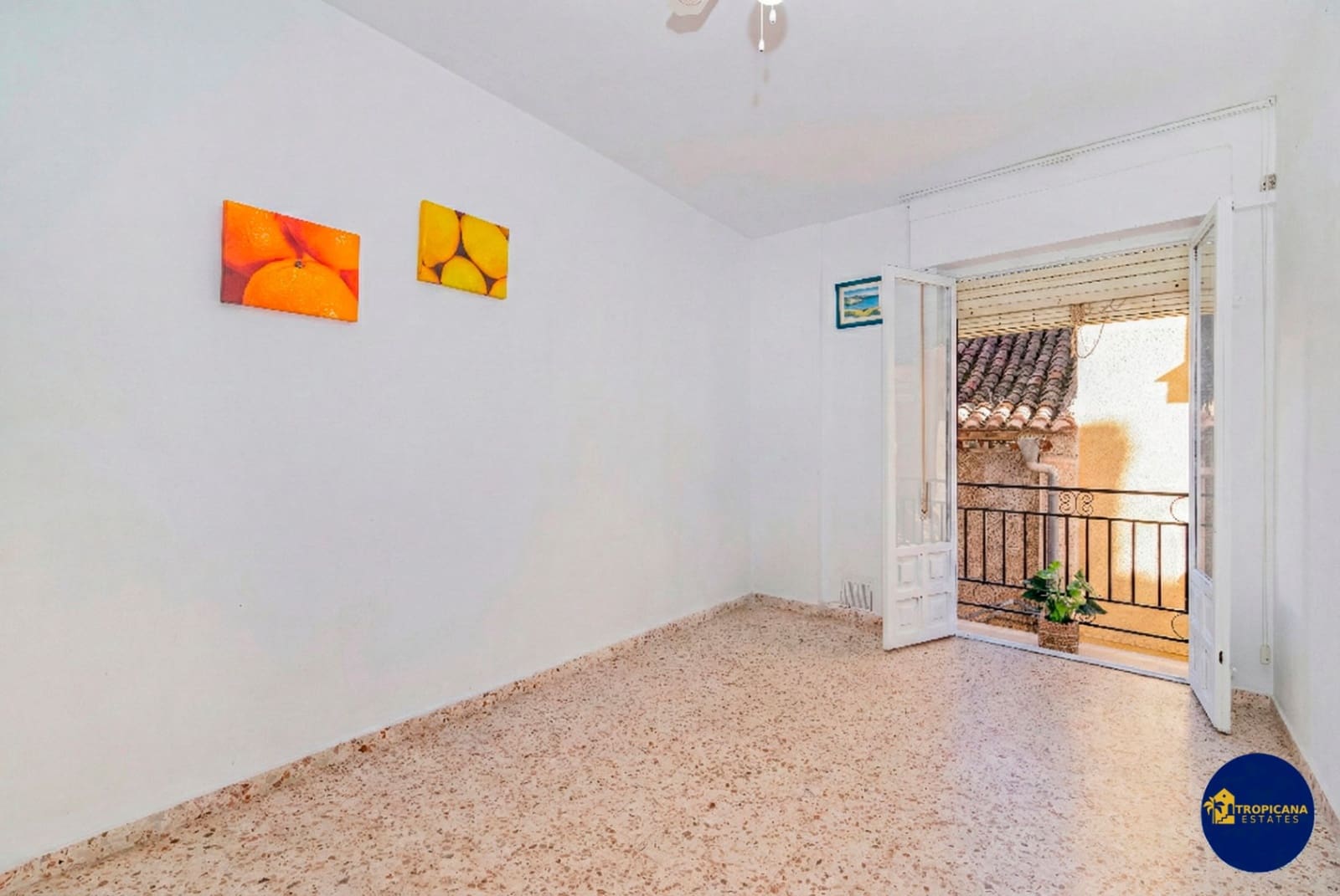 1 bedroom Apartment for sale in Almuñécar - € 129,000 (Ref: 9462536)